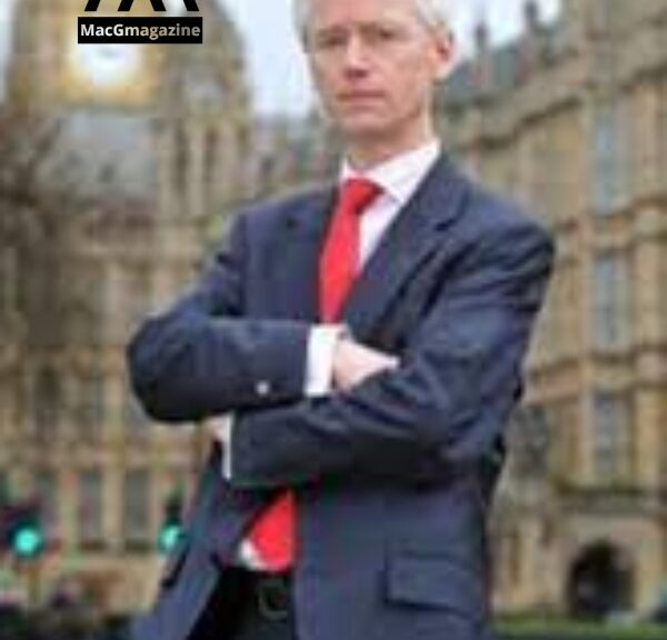 Who is David wooding? The political editor of the sun David Wooding ...