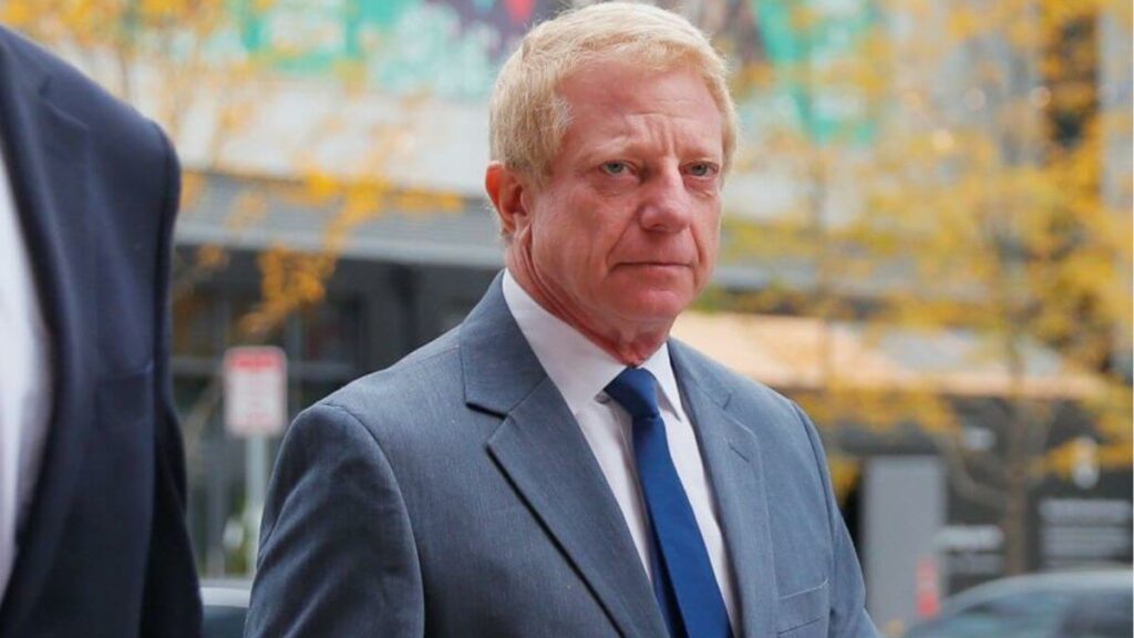 Robert Flaxman, who is he? How much money did he have left when he ...