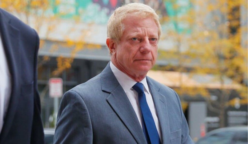 Robert Flaxman, who is he? How much money did he have left when he ...