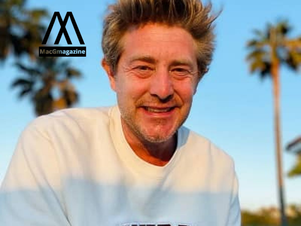 Does Jason Nash Have A Girlfriend in 2022? Jason Nash’s Girlfriend’s ...