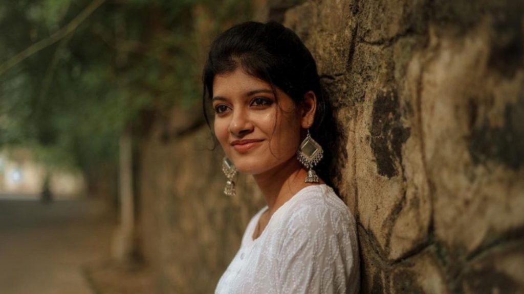 Monisha Blessy Wiki, Age, Height, Husband, Movies, Instagram – MACG ...